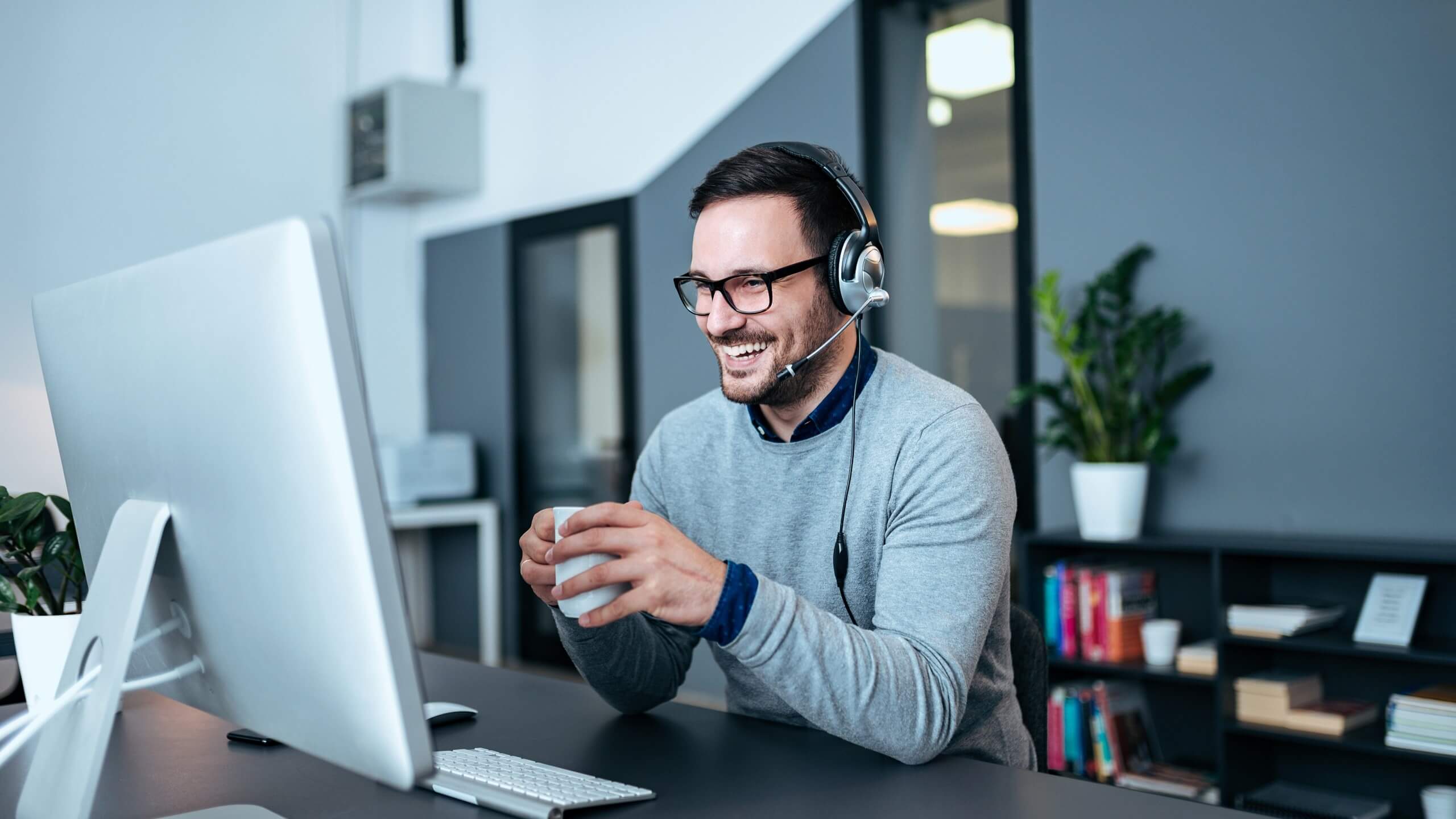 New Spaces, New Faces-- Streamlining A Successful Virtual Interview New Spaces, New Faces-- Streamlining A Successful Virtual Interview